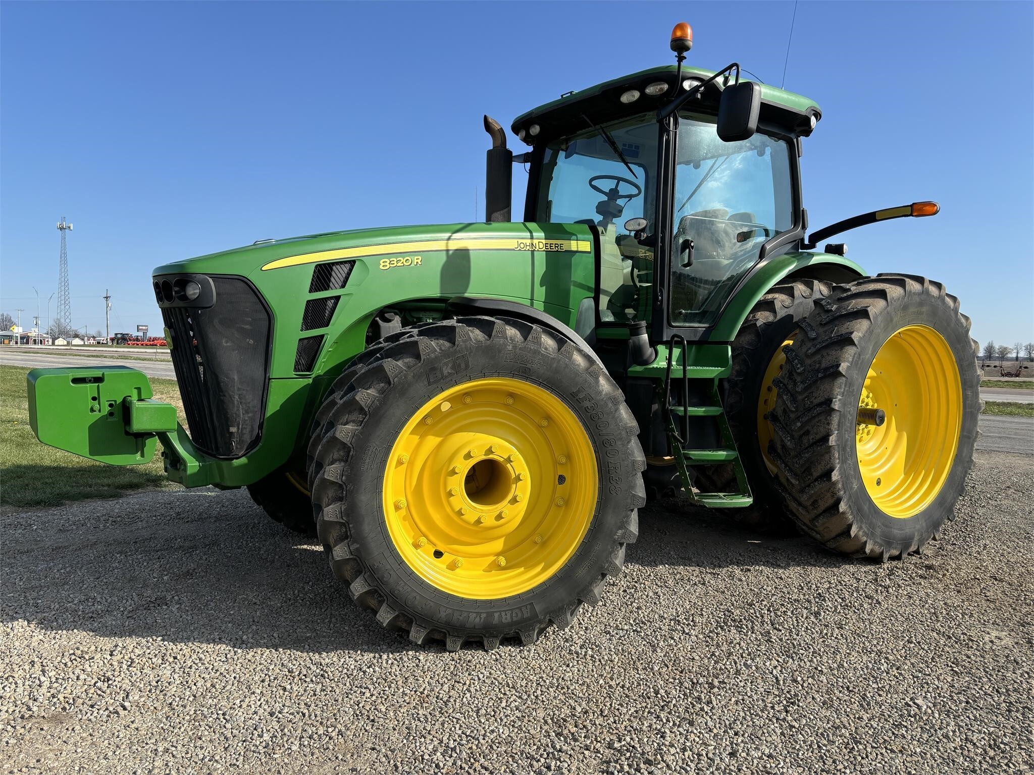 John Deere 8320R: Attachments, Specs, Price | AllMachines