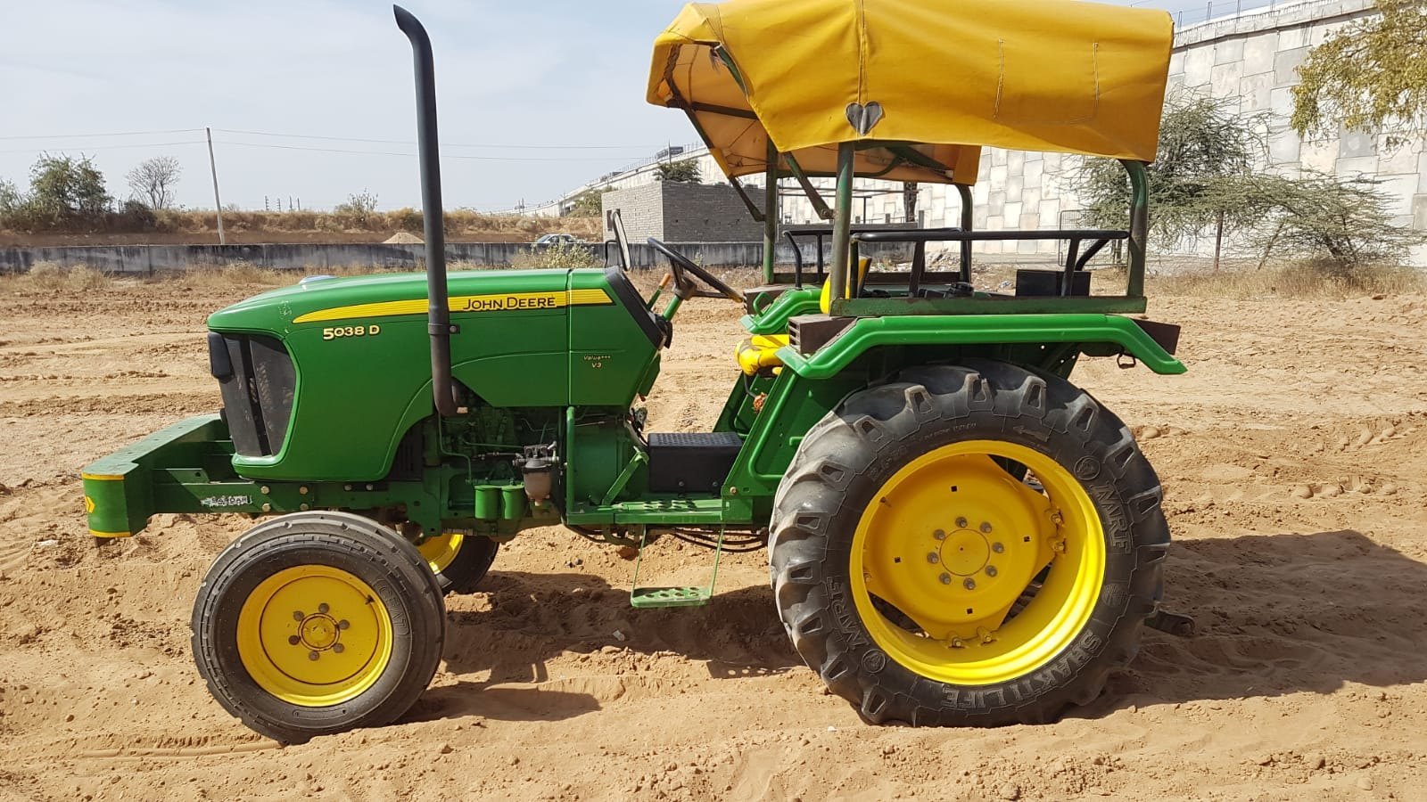 John Deere 5038D Tractor | AllMachines