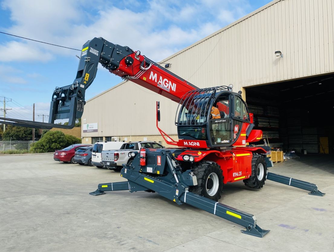 Magni RTH 6.25 Telehandler: Specs, Dimensions, Manuals