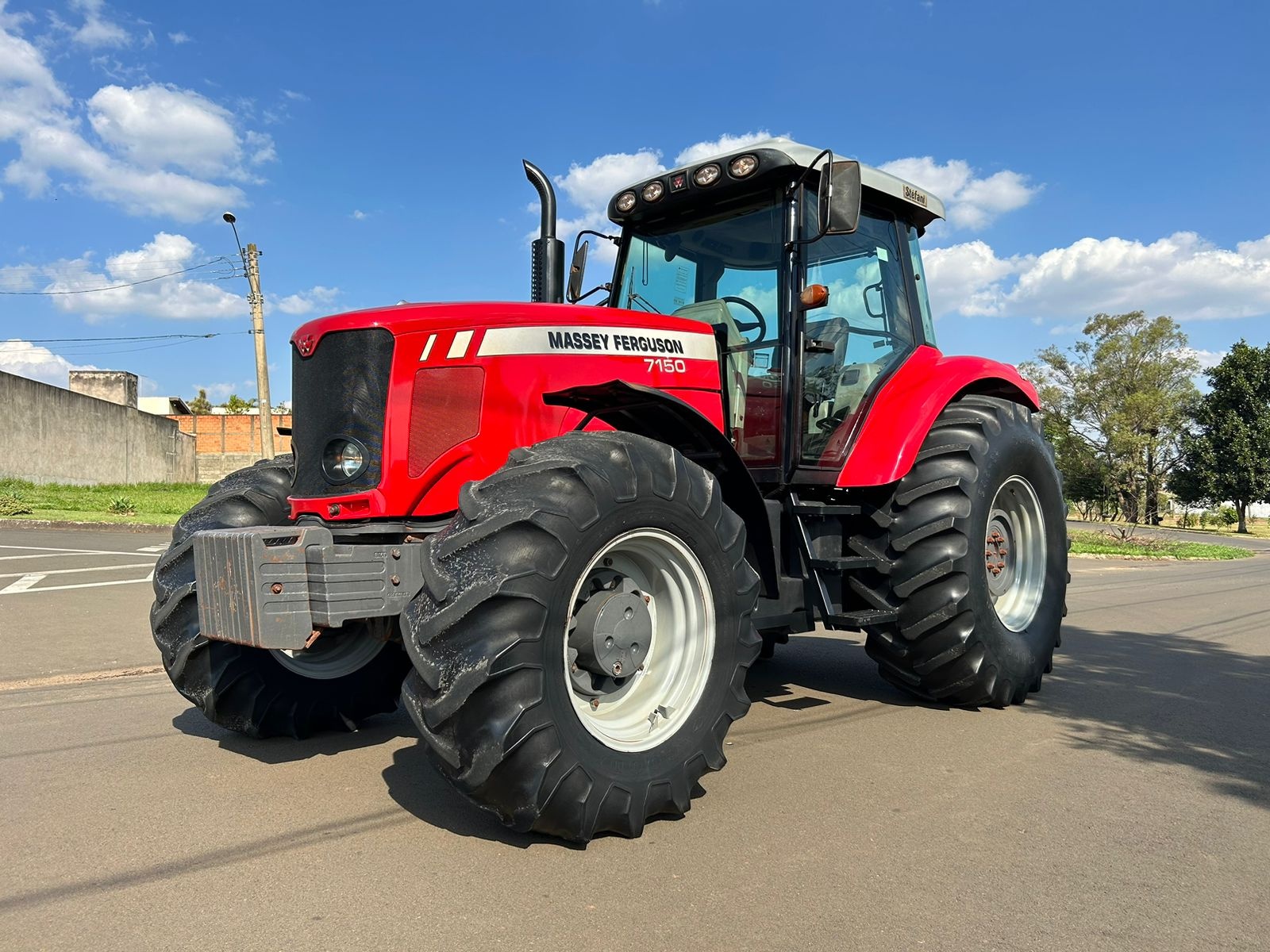 Massey Ferguson 7150: Attachments, Specs, Price