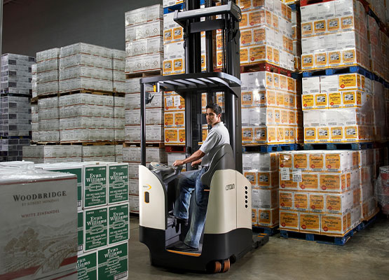 Crown ESR 1260-35 Reach Truck: Specs | AllMachines