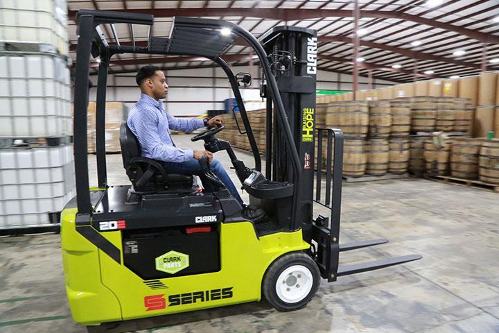Clark SE20T Forklift: Specs, Dimensions, Manuals