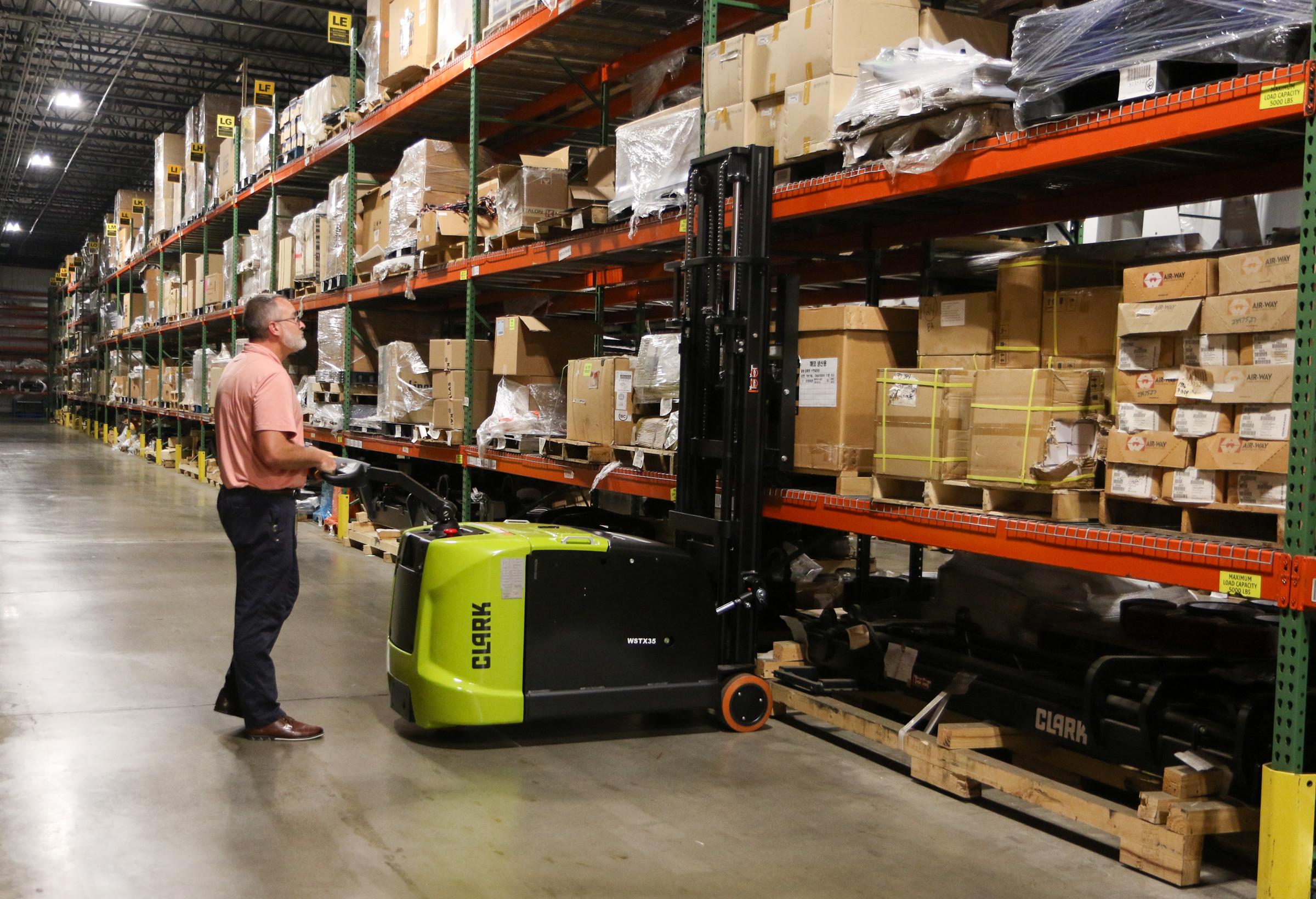 Clark WSTX30 Pallet Stacker: Specs, Dimensions, Manuals