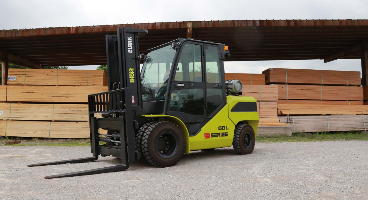 Clark S40L Forklift: Specs, Dimensions, Manuals