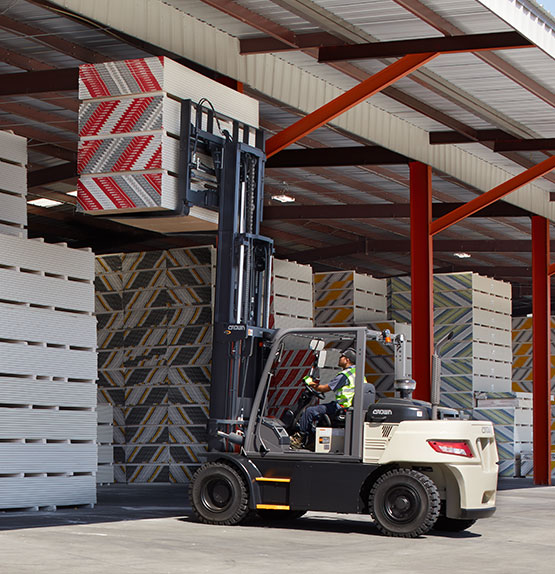 Crown CG55C-7 Forklift: Specs, Dimensions, Manuals