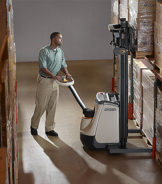 Crown SX 3200-40 Pallet Stacker: Specs Manuals