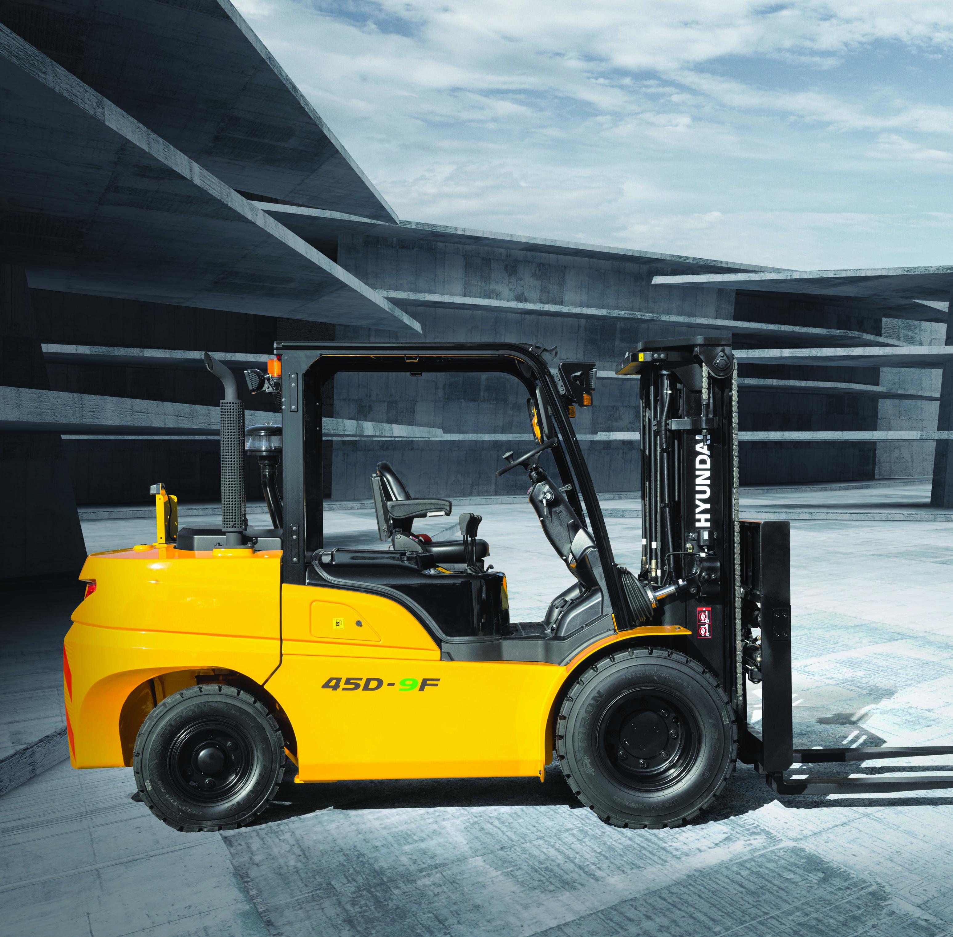Hyundai 35D-9F Forklift: Specs, Dimensions, Manuals