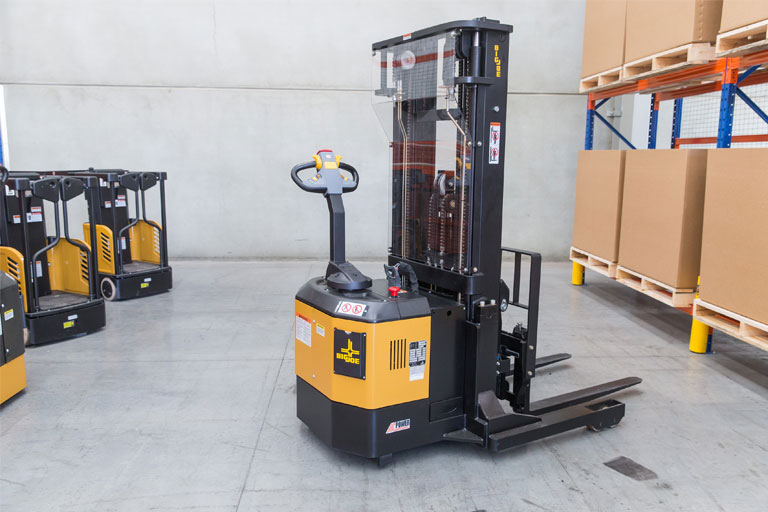 Big Joe PDSR30-106 Reach Truck: Specs Manuals