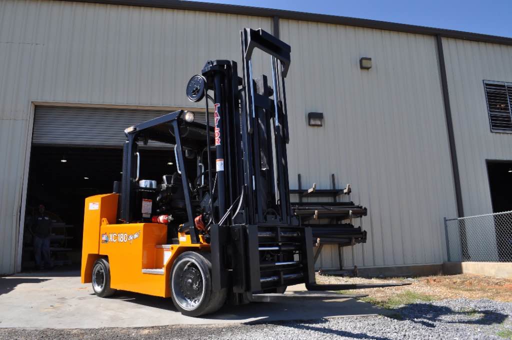 Taylor XC-220S Forklift: Specs, Dimensions, Manuals