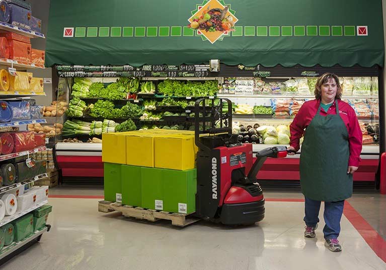 The Raymond Corporation 8310 Pallet Jack: Specs Manuals