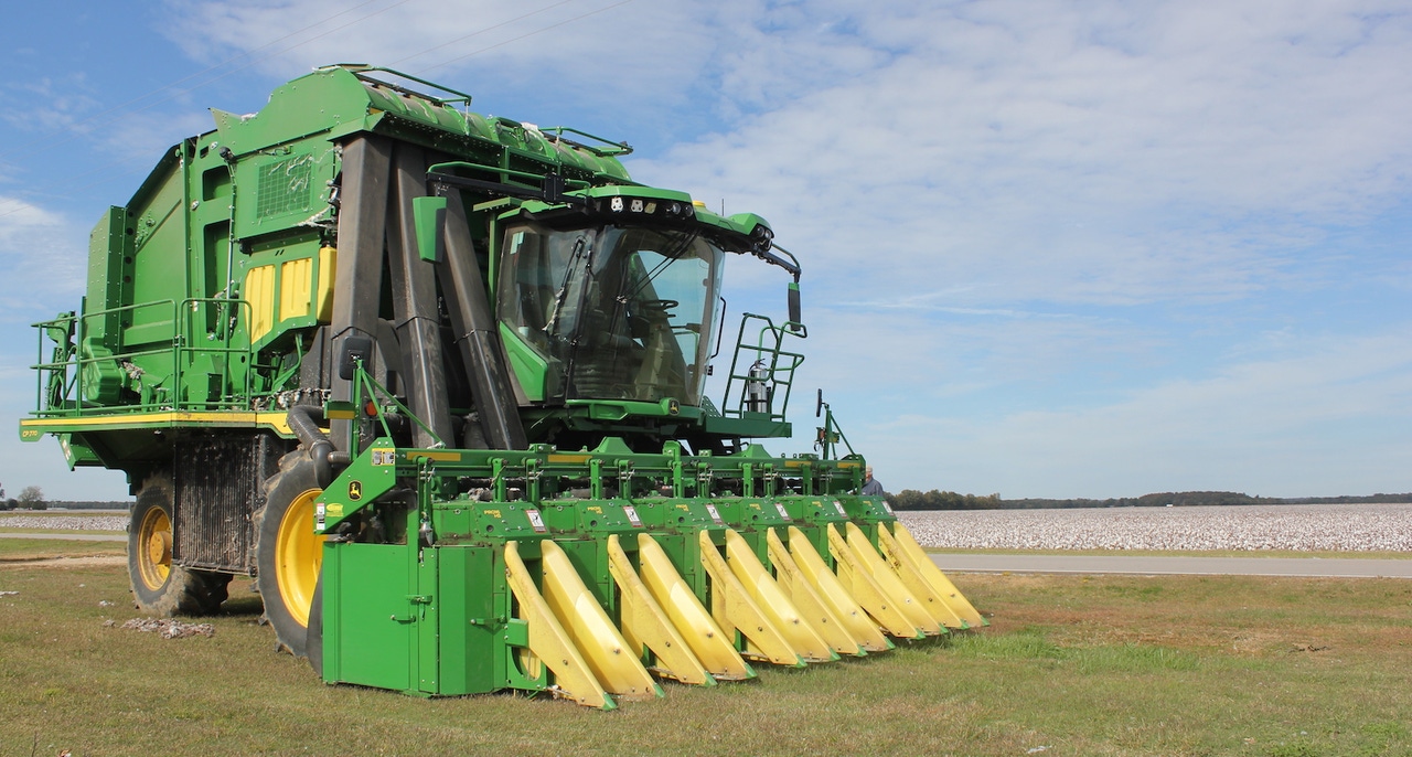 John Deere CP770 Specialty Crop Harvester Specs and Price
