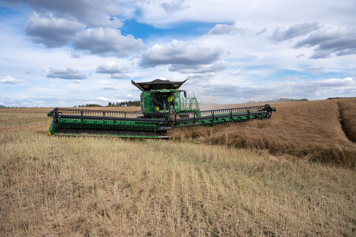 John Deere HDR50 Combine Header Specs