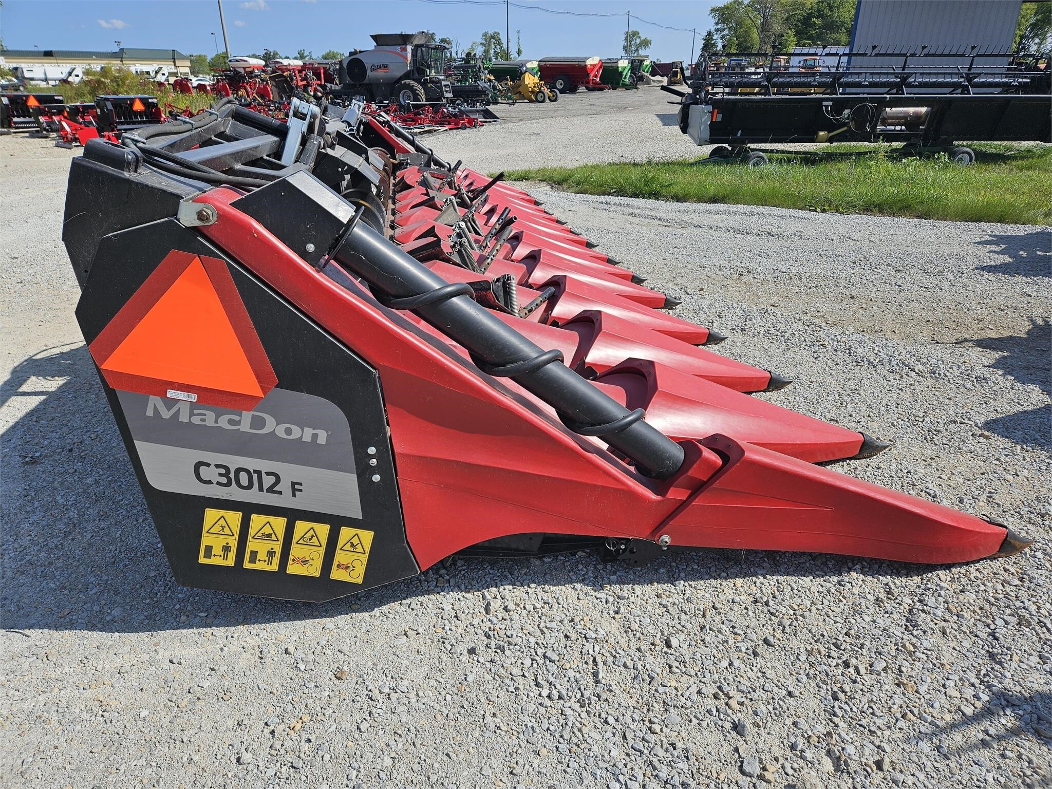 Macdon C3008F Combine Header Specs and Manual | AllMachines