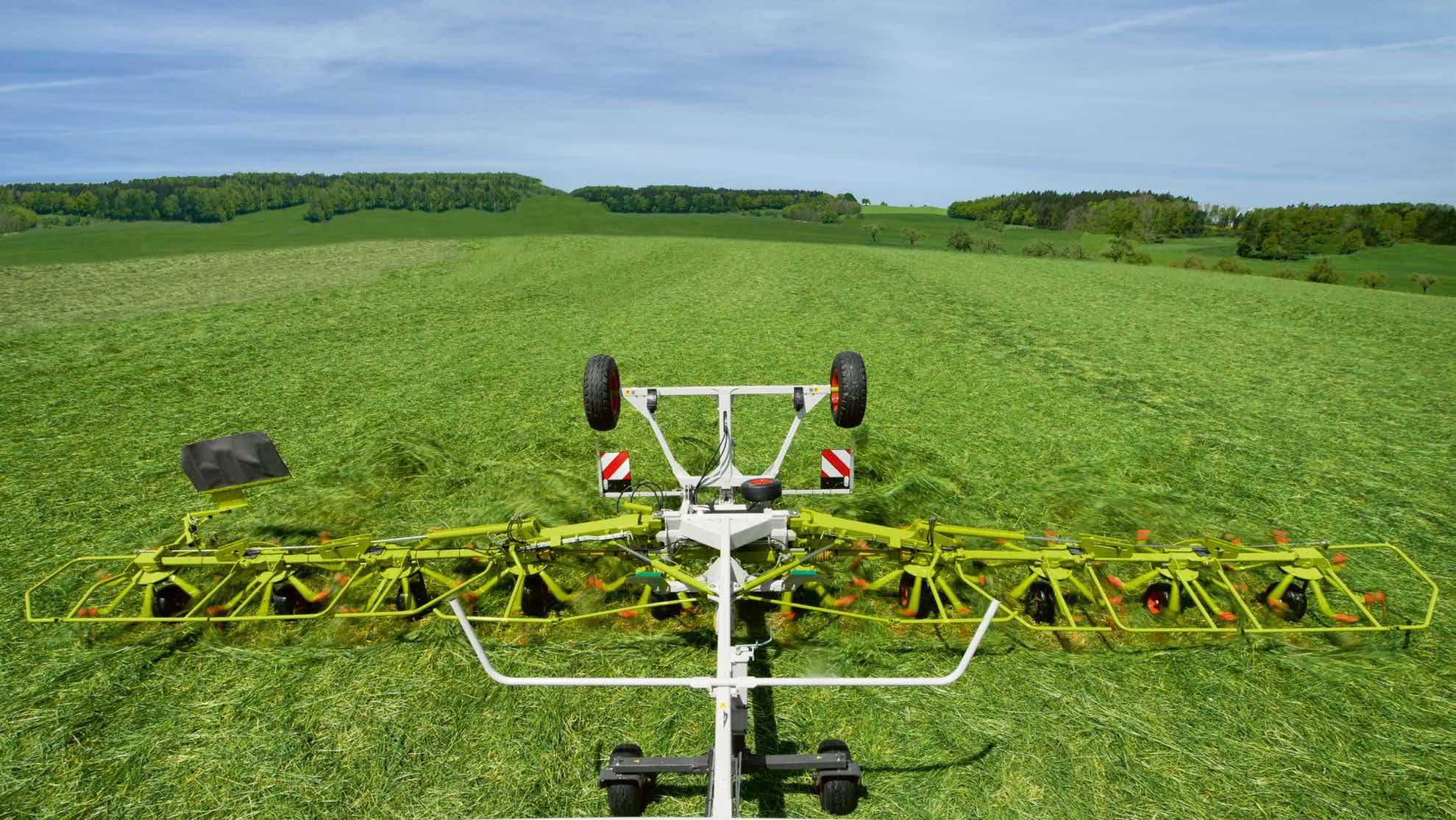 Claas VOLTO 900 T Tedder Specs and Reviews | AllMachines