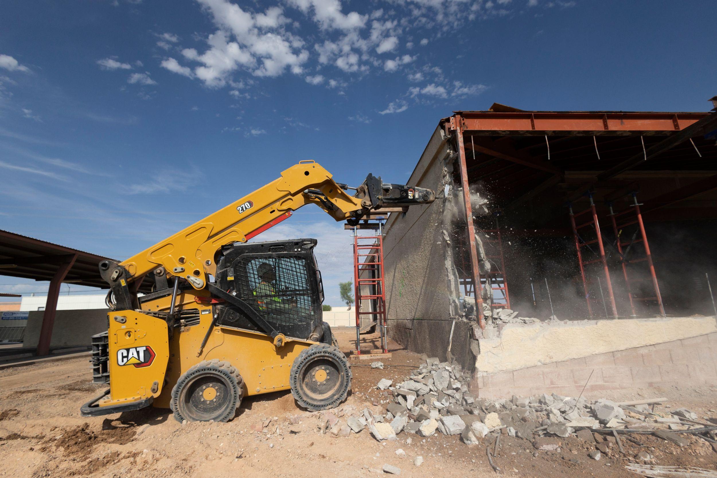CAT 270 Loader: Specs, Prices and Dealers | AllMachines