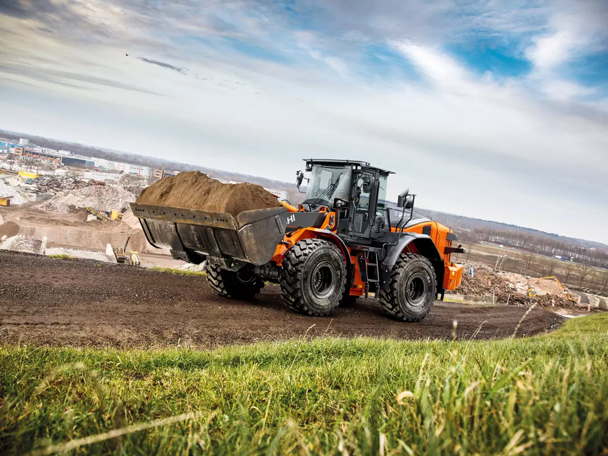 Hitachi ZW250-7 Loaders | AllMachines
