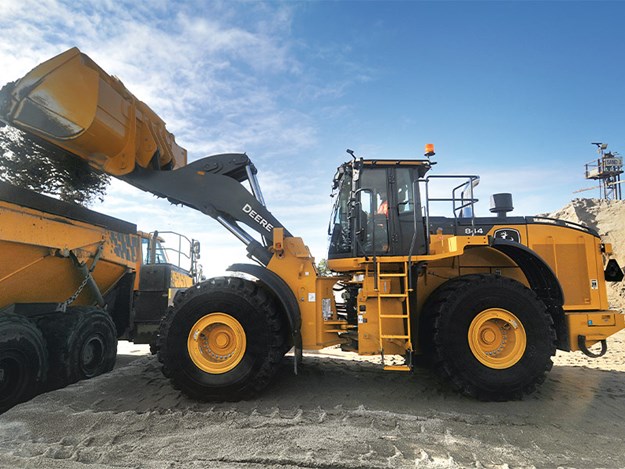 John Deere 844 P-Tier Loaders | AllMachines