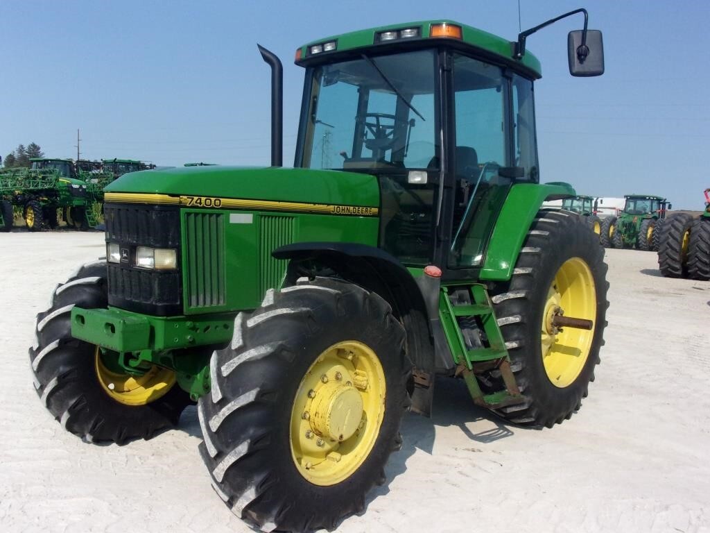 John Deere 7400 Tractor | AllMachines