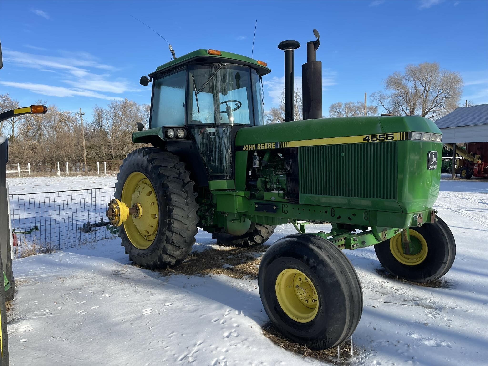 John Deere 4555: Attachments, Specs, Price | AllMachines