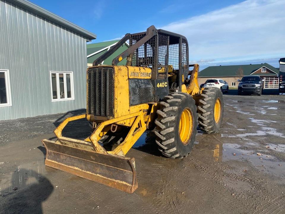 John Deere 440C: Attachments, Specs, Price | AllMachines