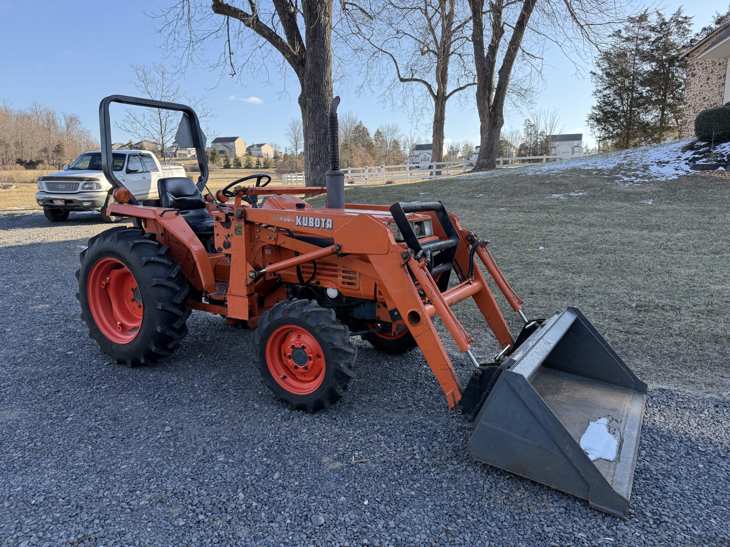 Kubota L2550 Tractor | AllMachines
