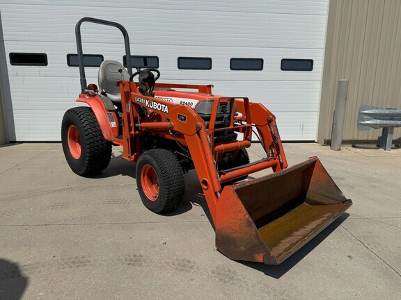 Kubota B2400: Attachments, Specs, Price | AllMachines