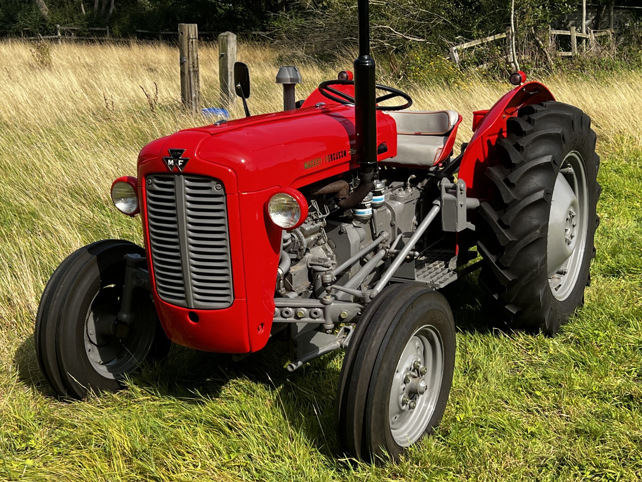 Massey Ferguson 35X: Attachments, Specs, Price