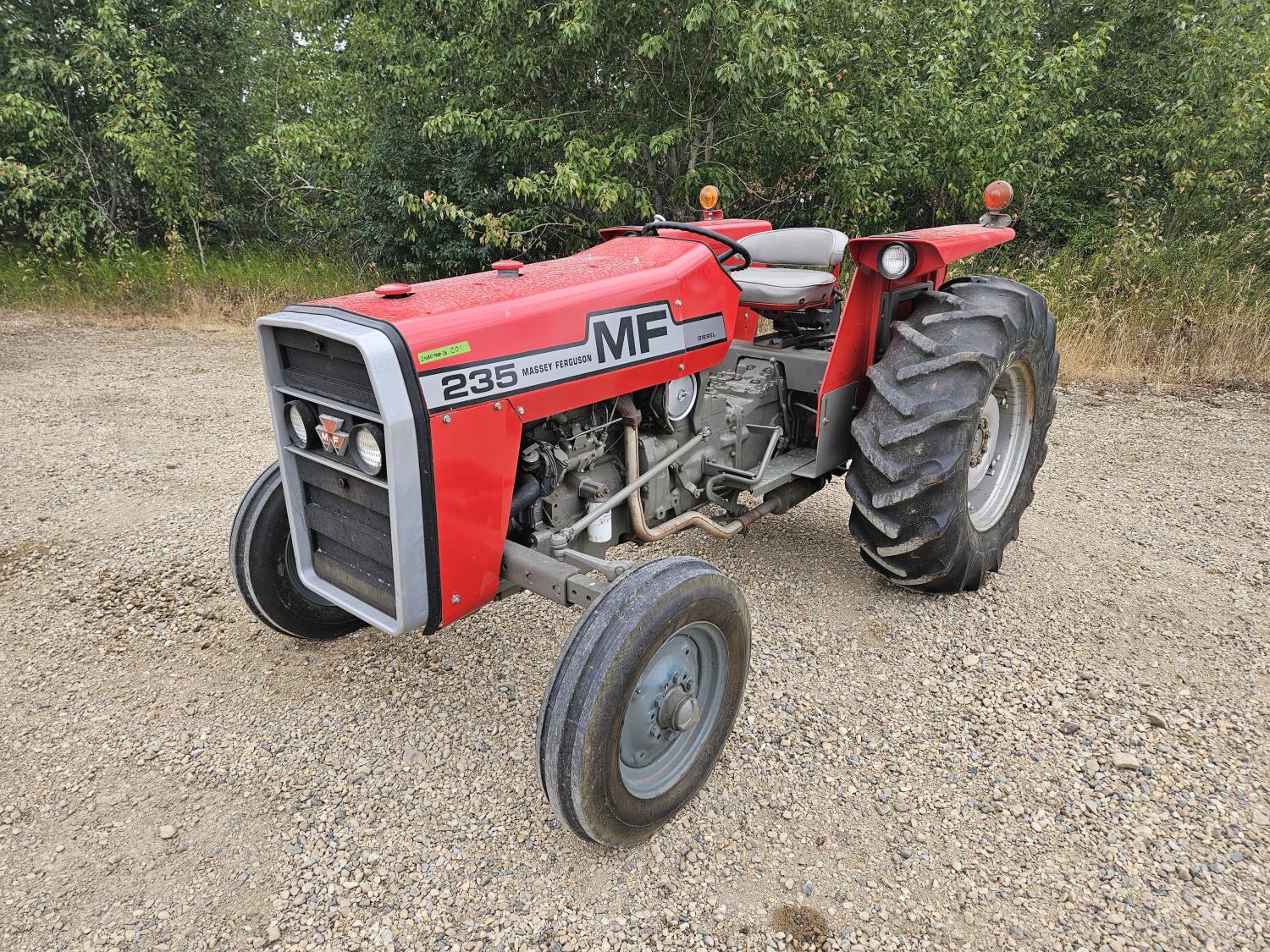 Massey Ferguson 235: Attachments, Specs, Price