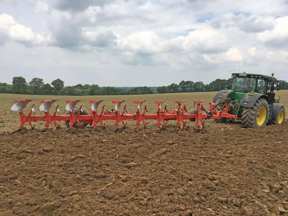 KUHN MULTI-LEADER XT 8 Plow | AllMachines