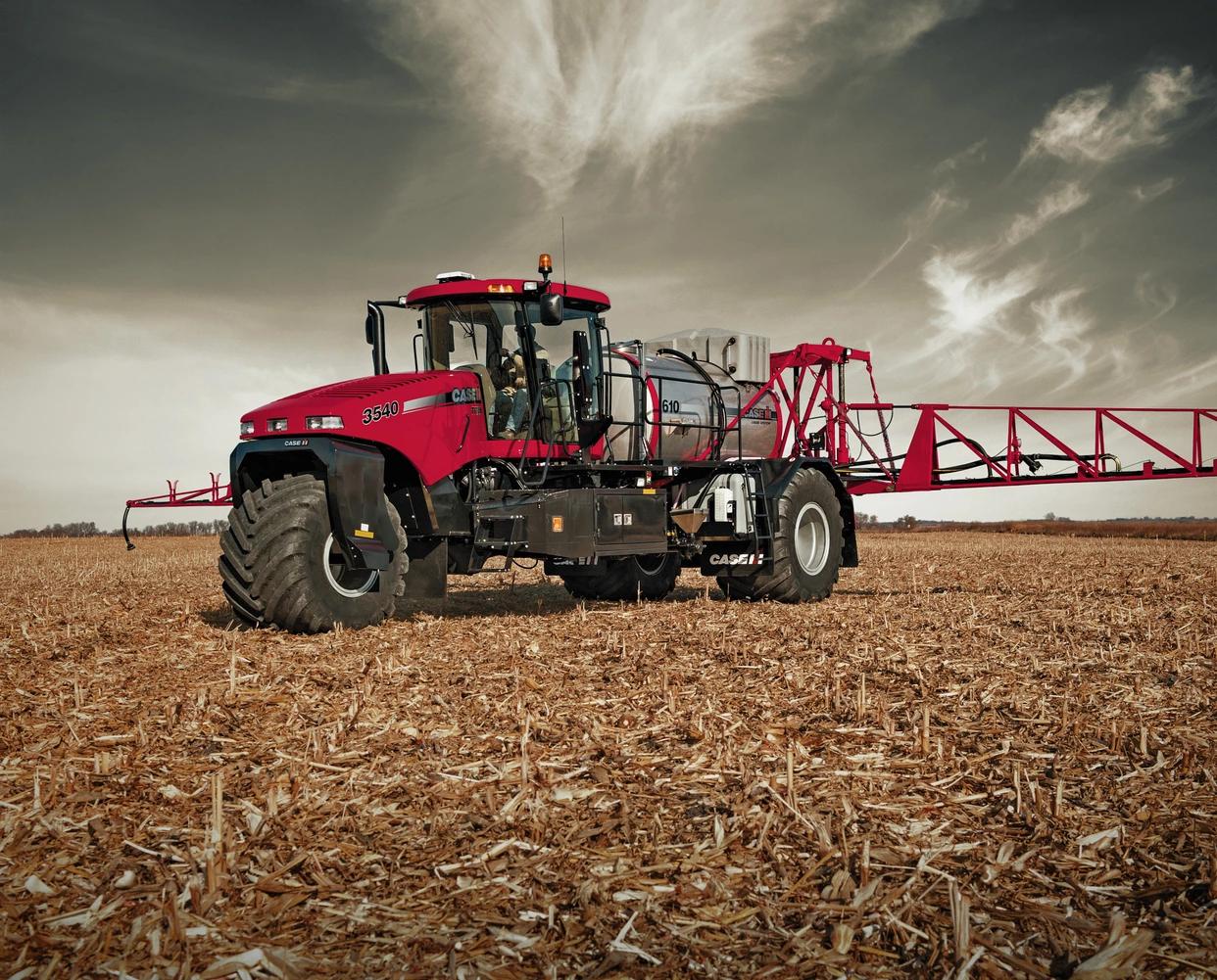 Case IH Titan 3540 Floater Sprayer | AllMachines