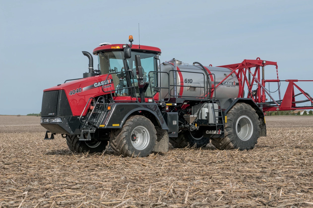 Case IH Titan 4040 Floater Sprayer | AllMachines