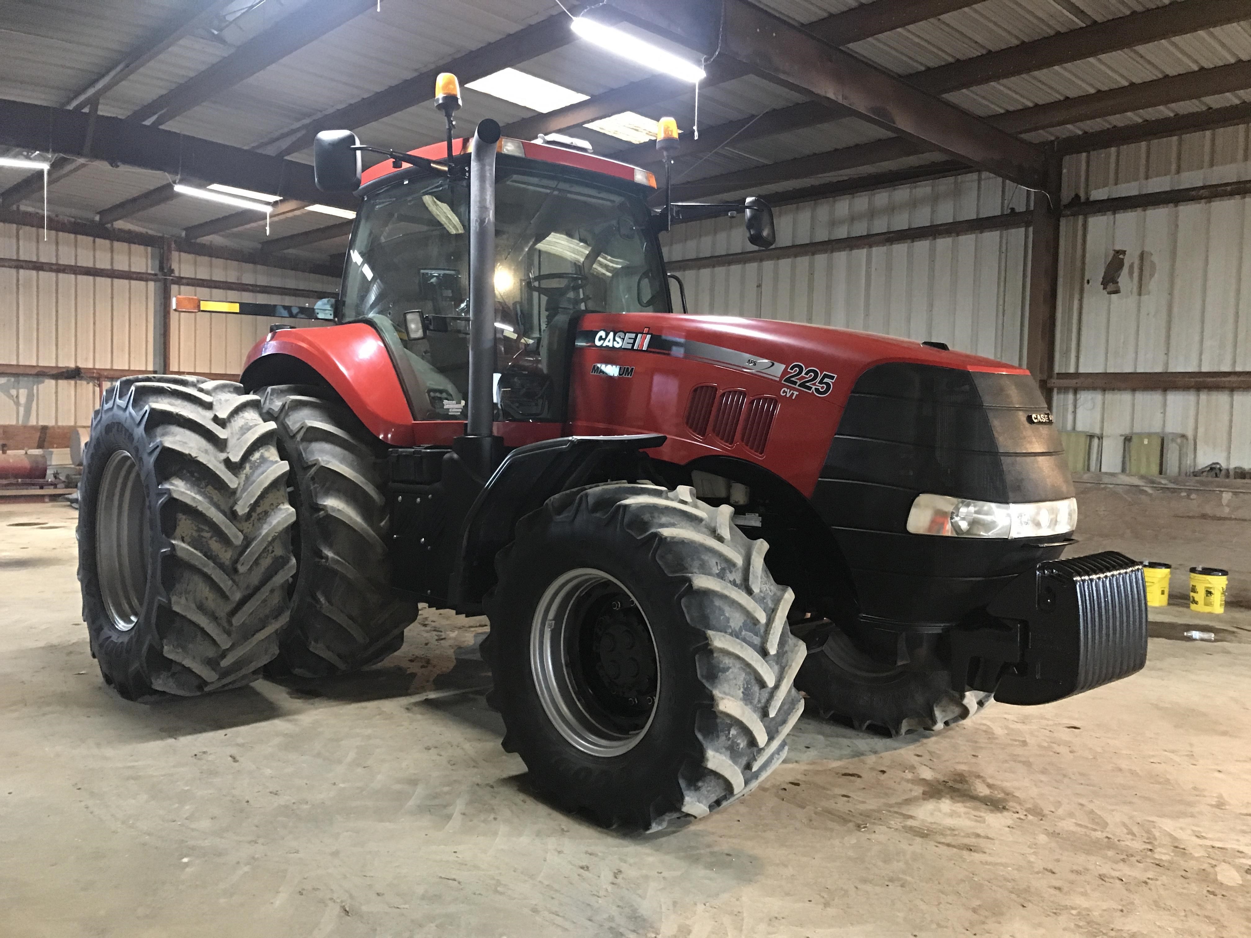 Case IH Magnum 225: Attachments, Specs, Price