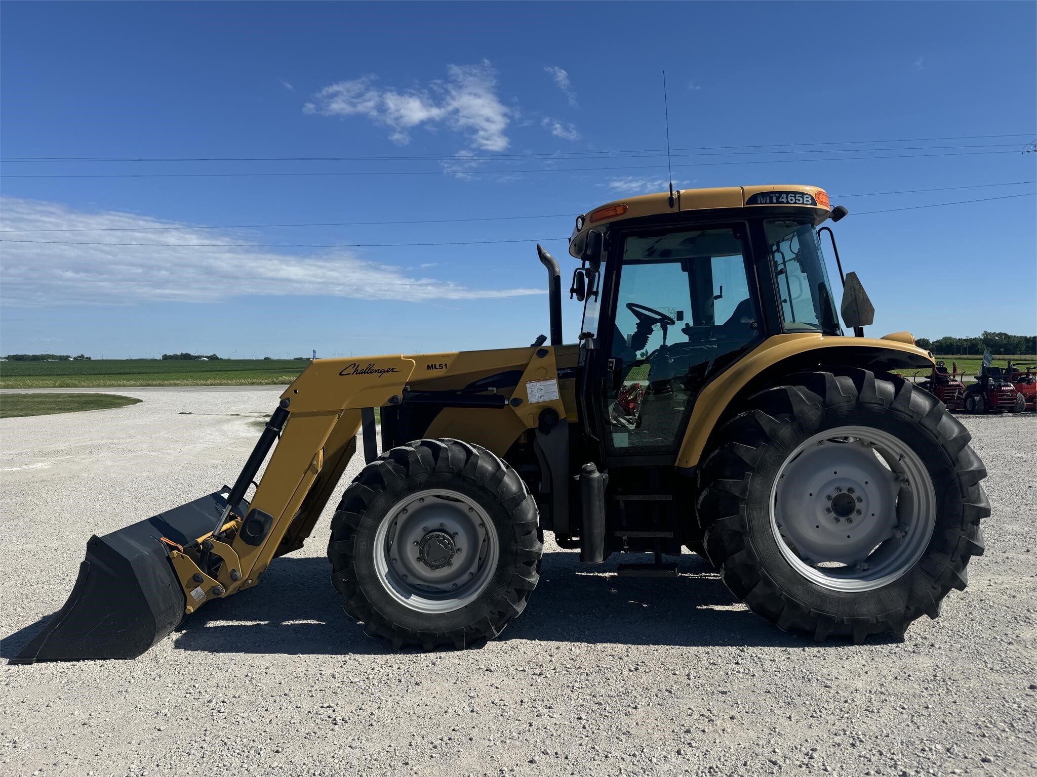 Challenger MT465B: Attachments, Specs, Price | AllMachines