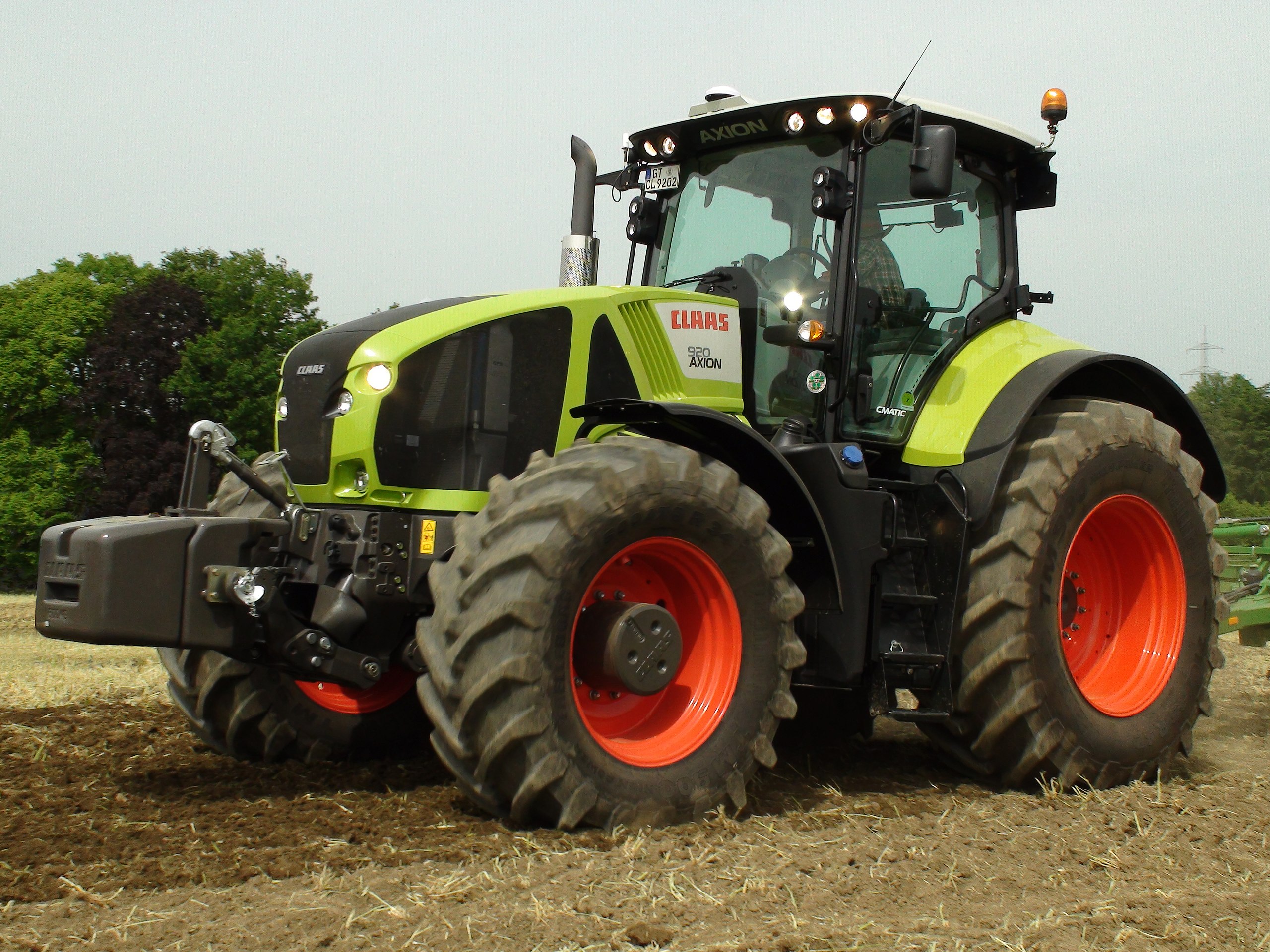 Claas Axion 920: Attachments, Specs, Price | AllMachines