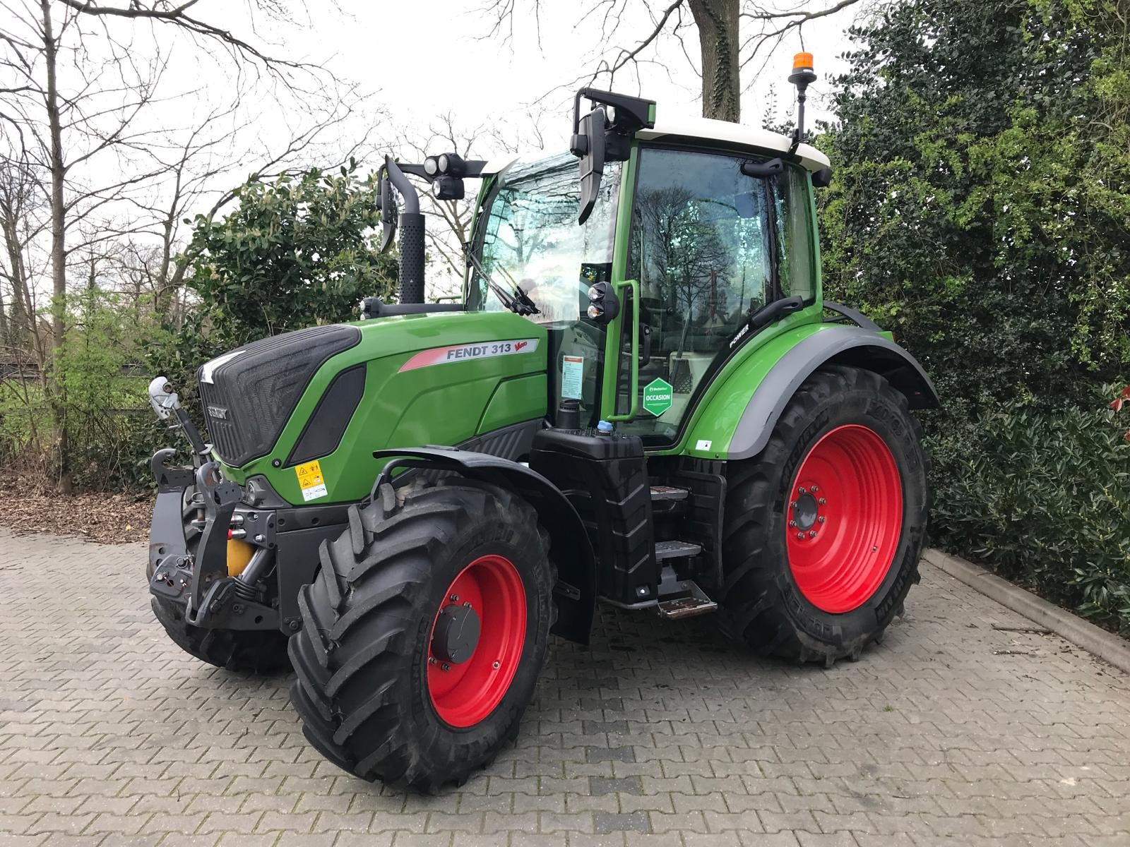 Fendt 313 Vario Tractor | AllMachines