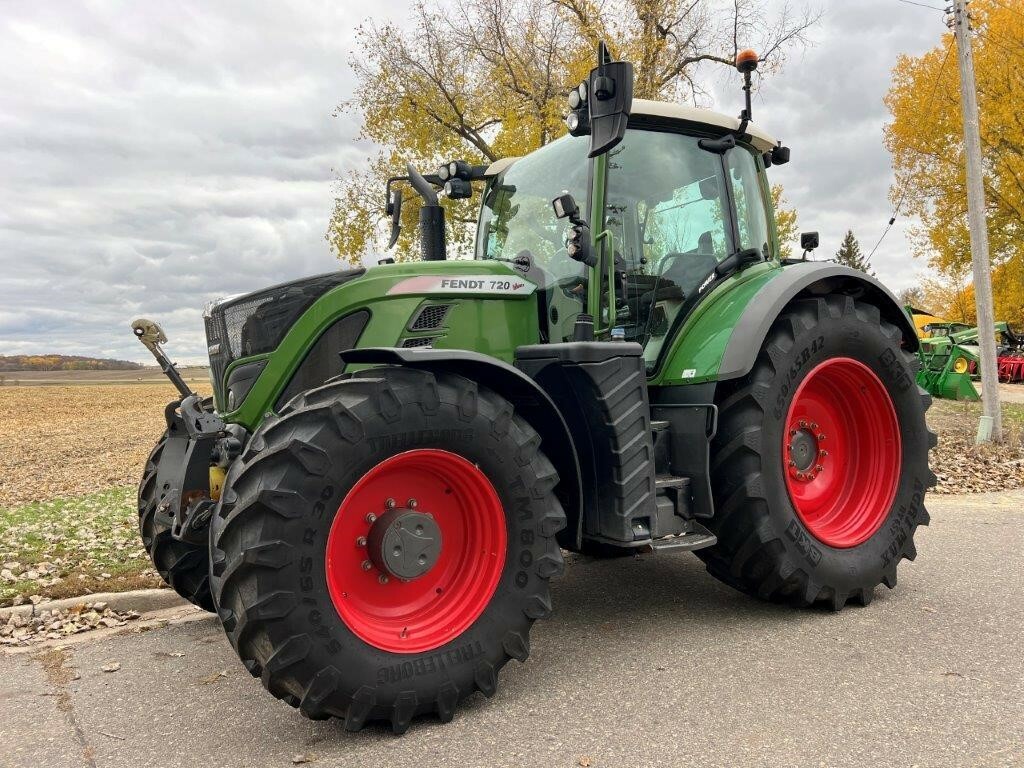 Fendt 720 Vario Gen7: Attachments, Specs, Price