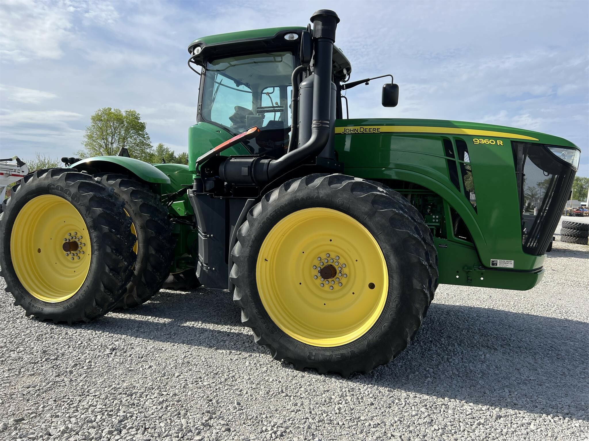 John Deere 9360R: Attachments, Specs, Price | AllMachines