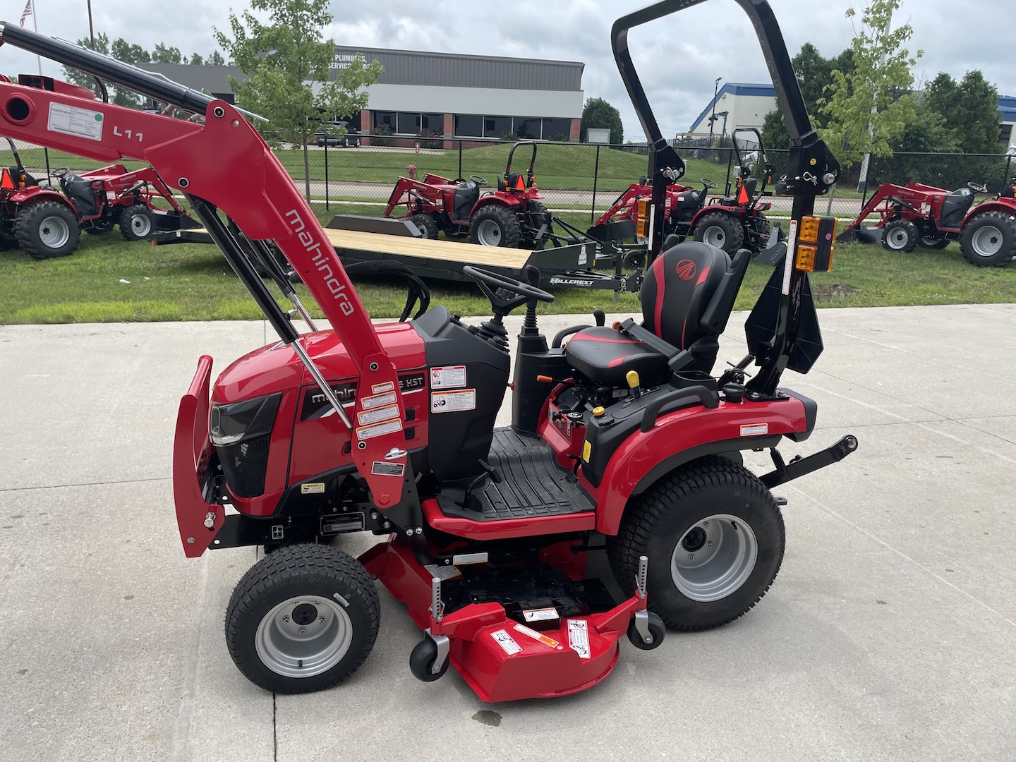 Mahindra 1126 HST Cab: Attachments, Specs, Price