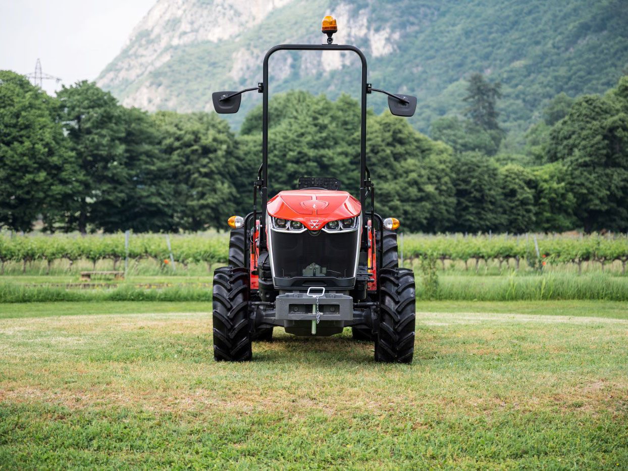 Massey Ferguson MF 3GE.95 Tractor | AllMachines