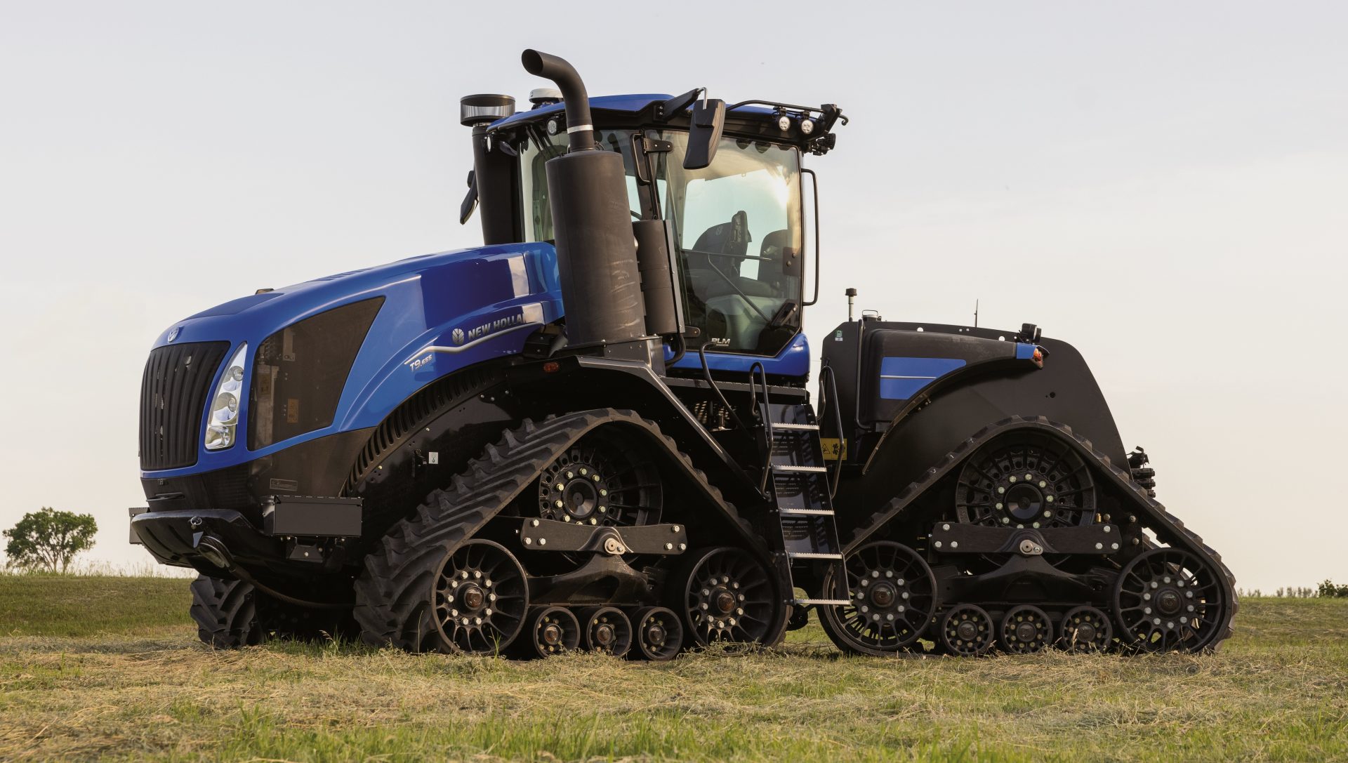 New Holland T9.655 SMARTTRAX: Attachments, Specs, Price