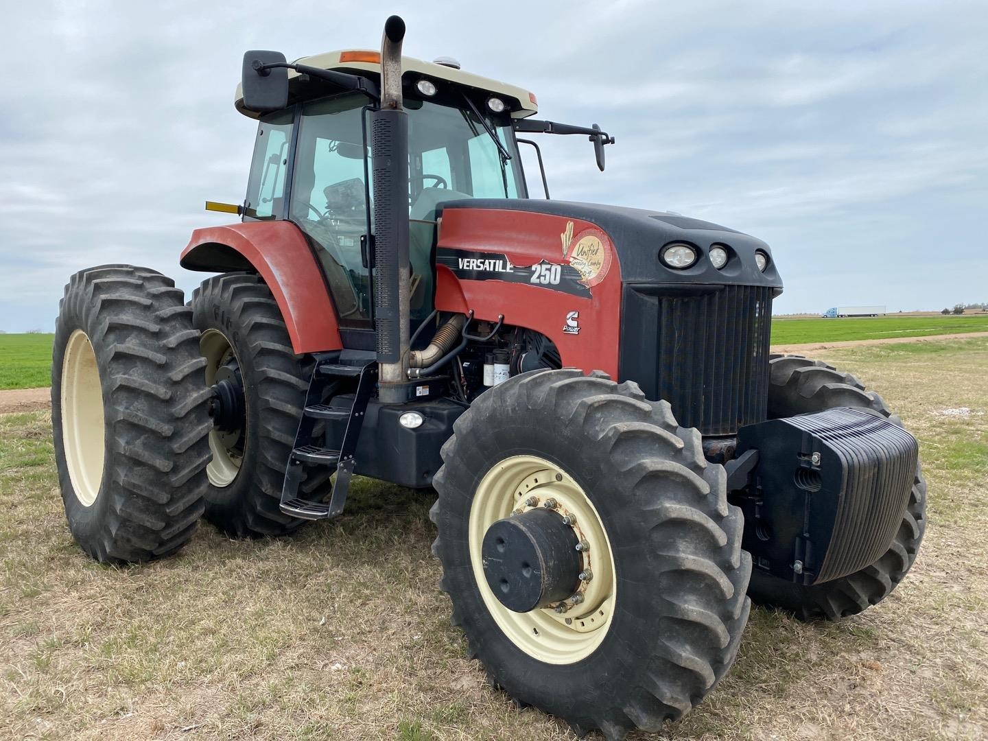 Versatile 250: Attachments, Specs, Price | AllMachines