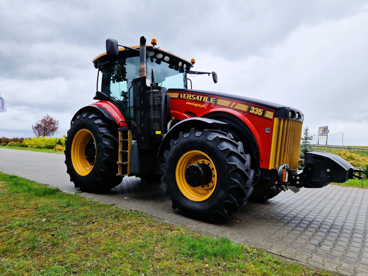 Versatile 335 Tractor | AllMachines