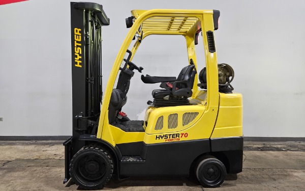 Hyster S70FT Forklift: Specs, Dimensions, Manuals