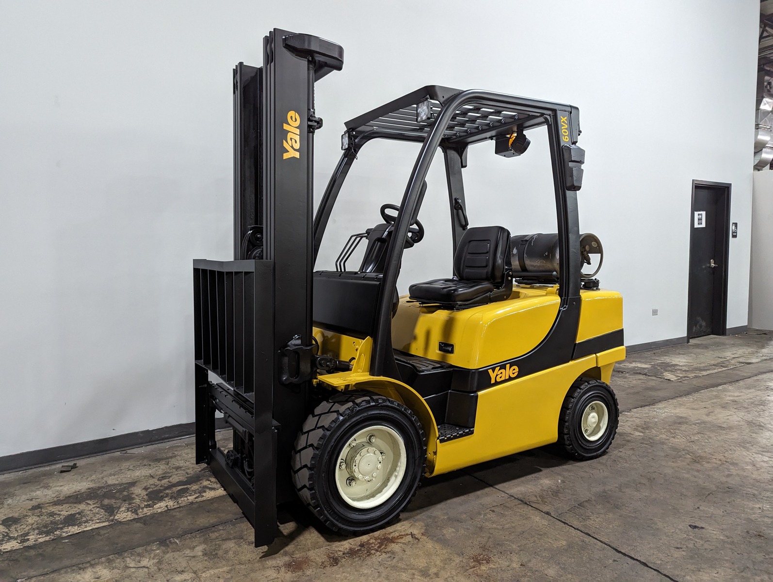 Yale GLP060VX Forklift: Specs, Dimensions, Manuals