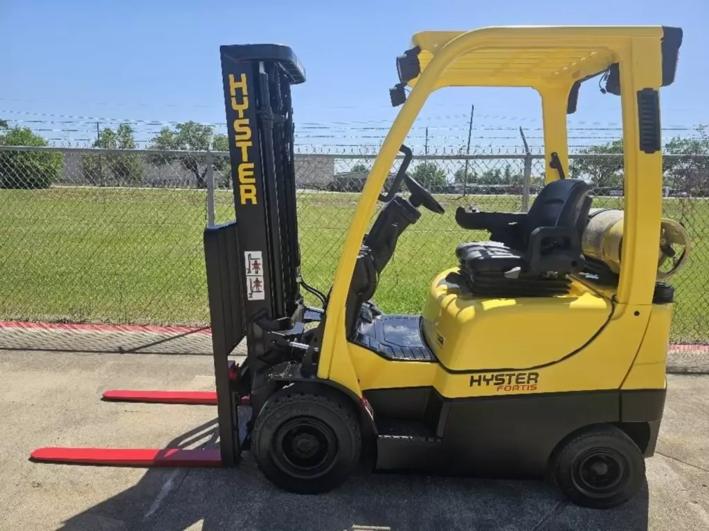 Hyster H30FT Forklift: Specs, Dimensions, Manuals