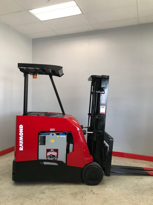 The Raymond Corporation 425C40TT Forklift: Specs