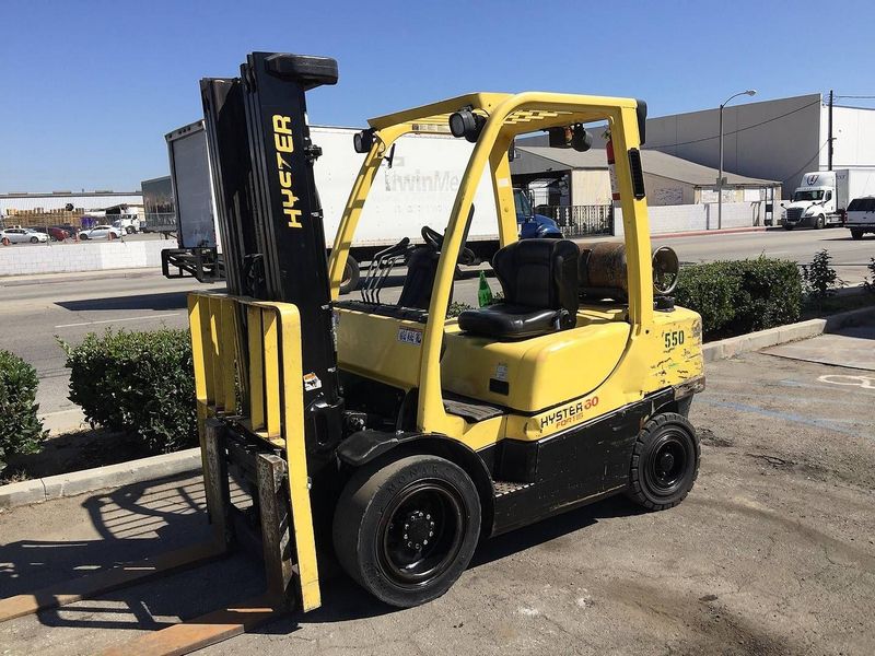 Hyster H60FT Forklift: Specs, Dimensions, Manuals