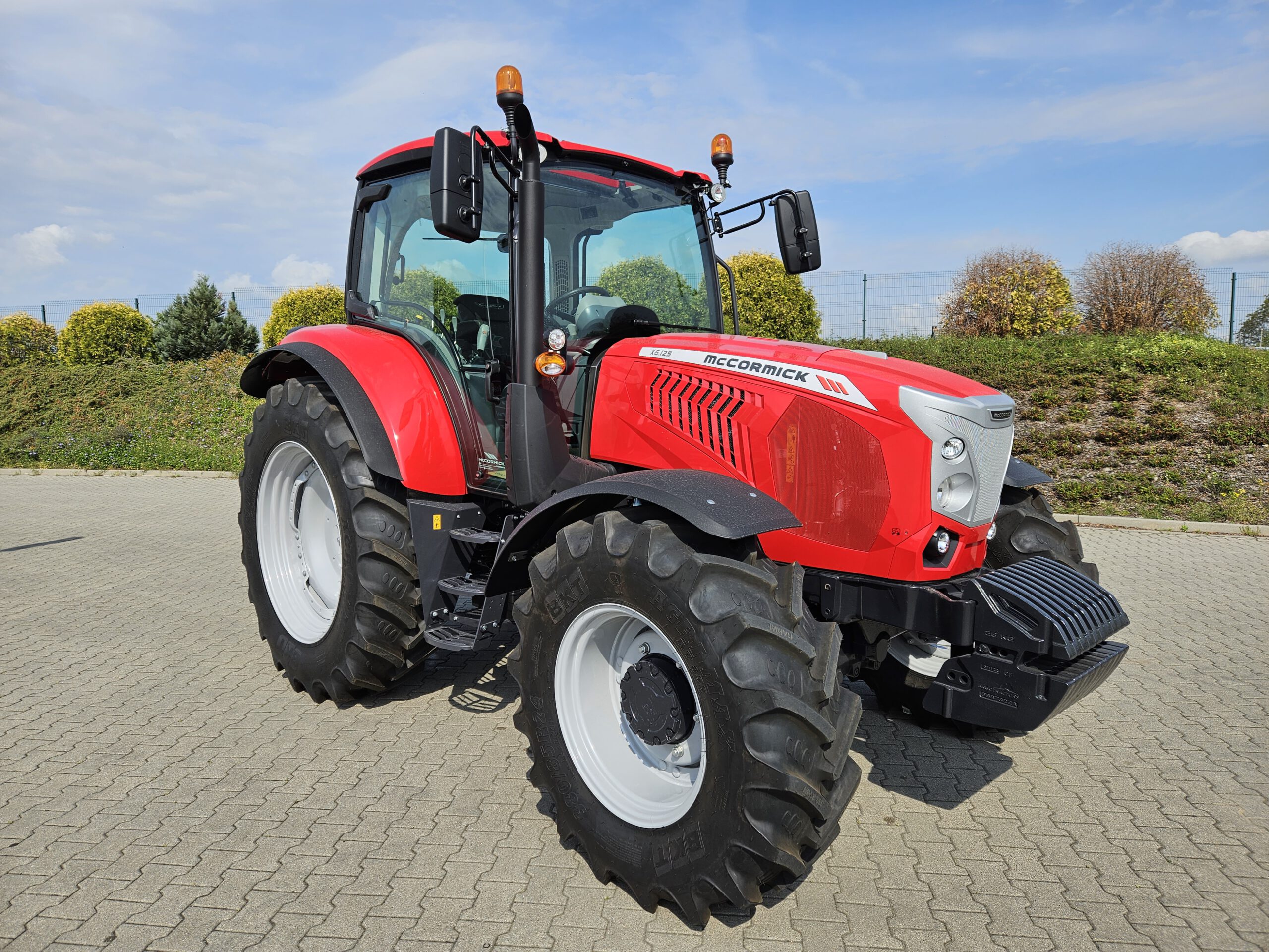 McCormick X6.125: Attachments, Specs, Price | AllMachines